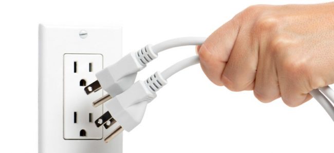 Por qué es importante desconectar los aparatos eléctricos cuando no se ...